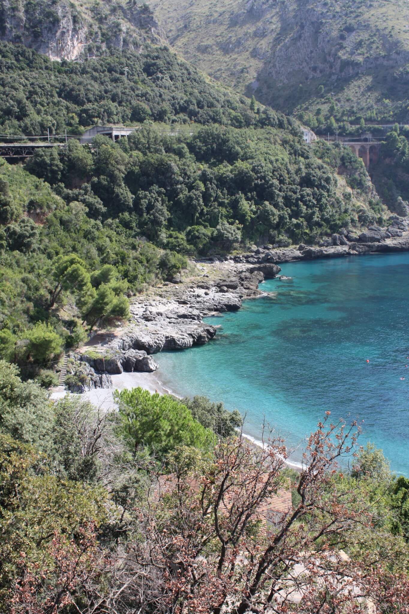 Deep down in Italy / Acquafredda di Maratea, Italy ⋆ The Passenger