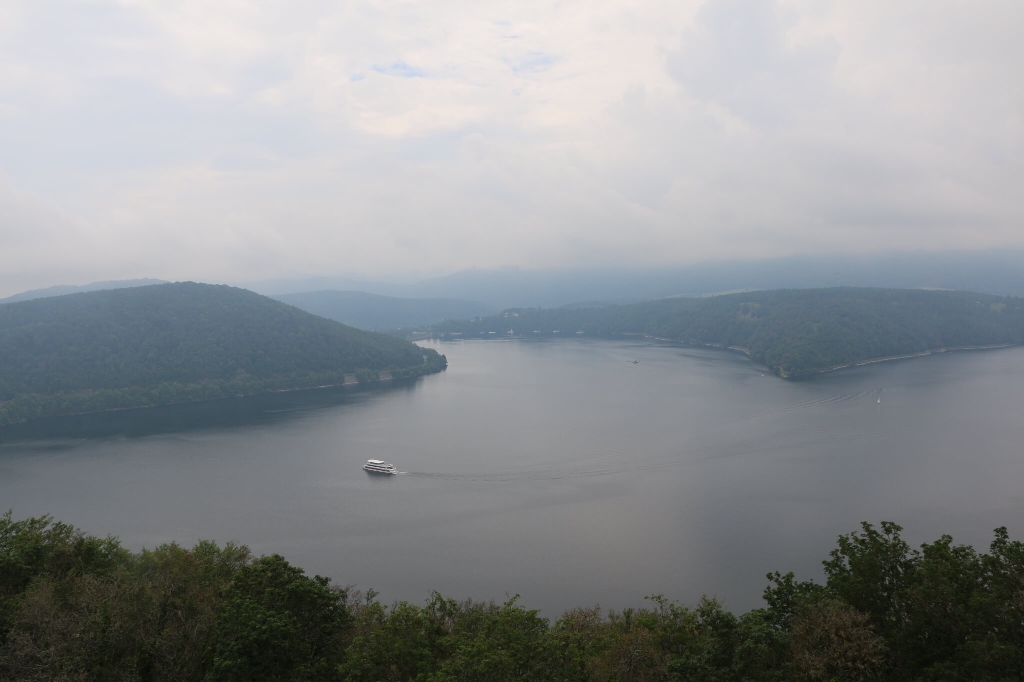 Schloß Waldeck / Castle with good views on the Edersee ⋆ The Passenger
