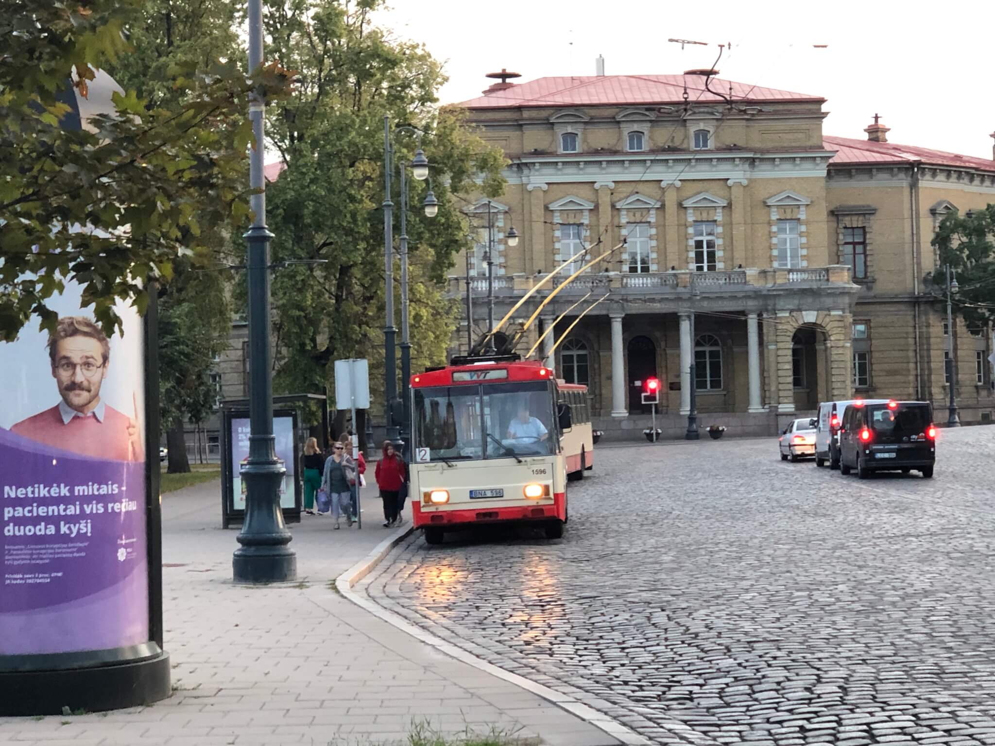 Trolley busses & public transport at Vilnius, Lithuania ⋆ The Passenger