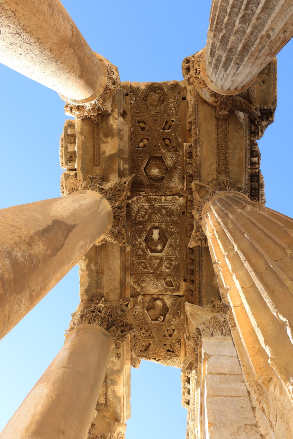 Baalbek / Roman temple ruins, UNESCO world heritage ⋆ The Passenger