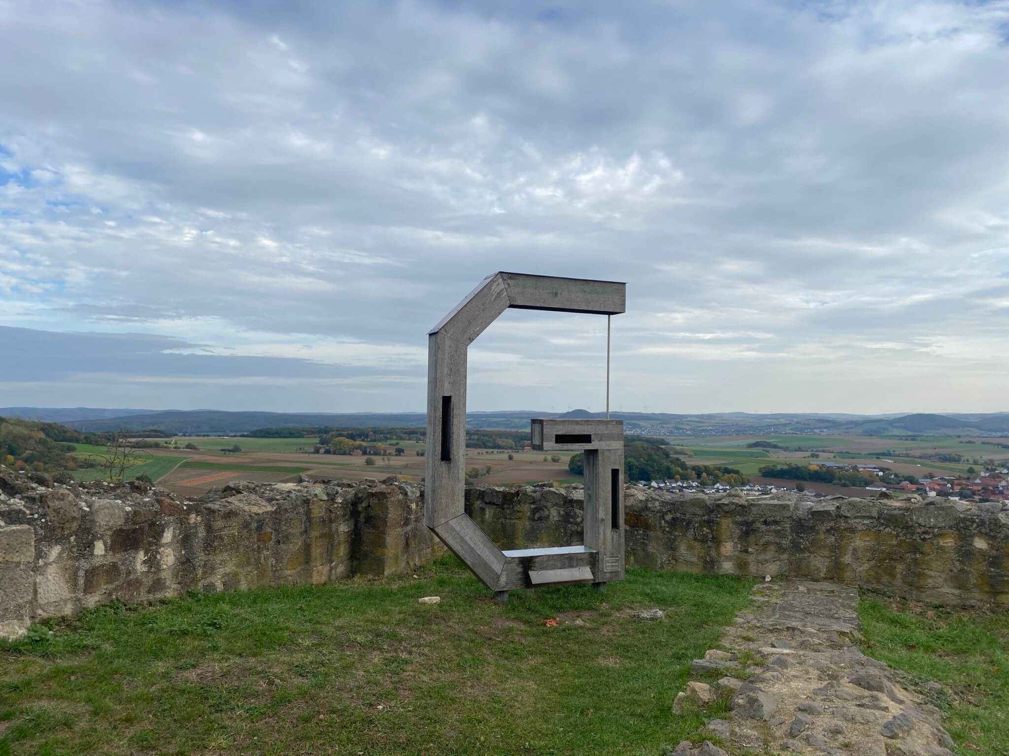 Gudensberg / Good views from Obernburg castle ruin ⋆ The Passenger