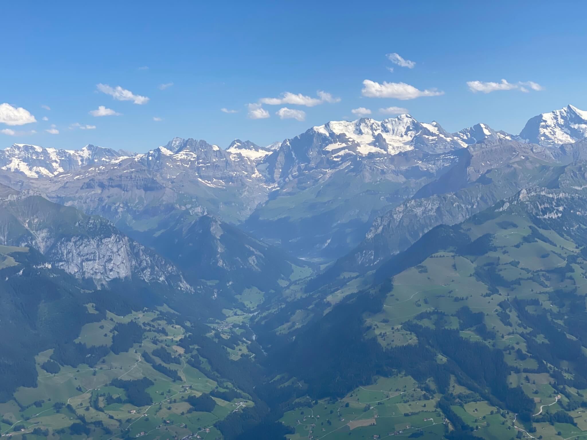 Swiss pyramid / Amazing views from the Niesen mountain ⋆ The Passenger