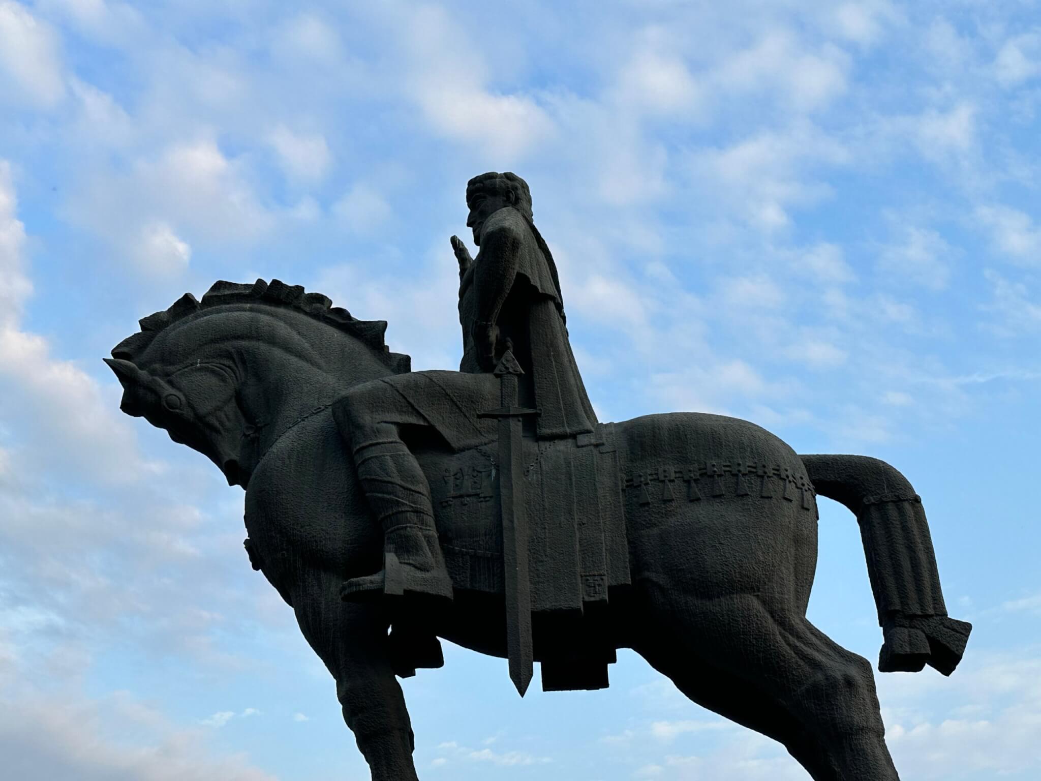 Vakhtang I, თბილისი ⋆ The Passenger