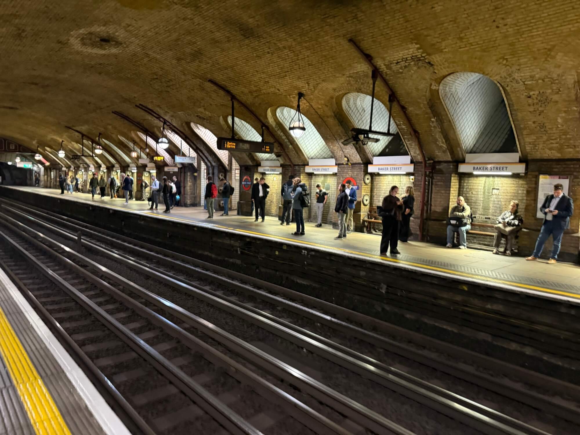 Baker Street station / World's first underground passenger railway ...