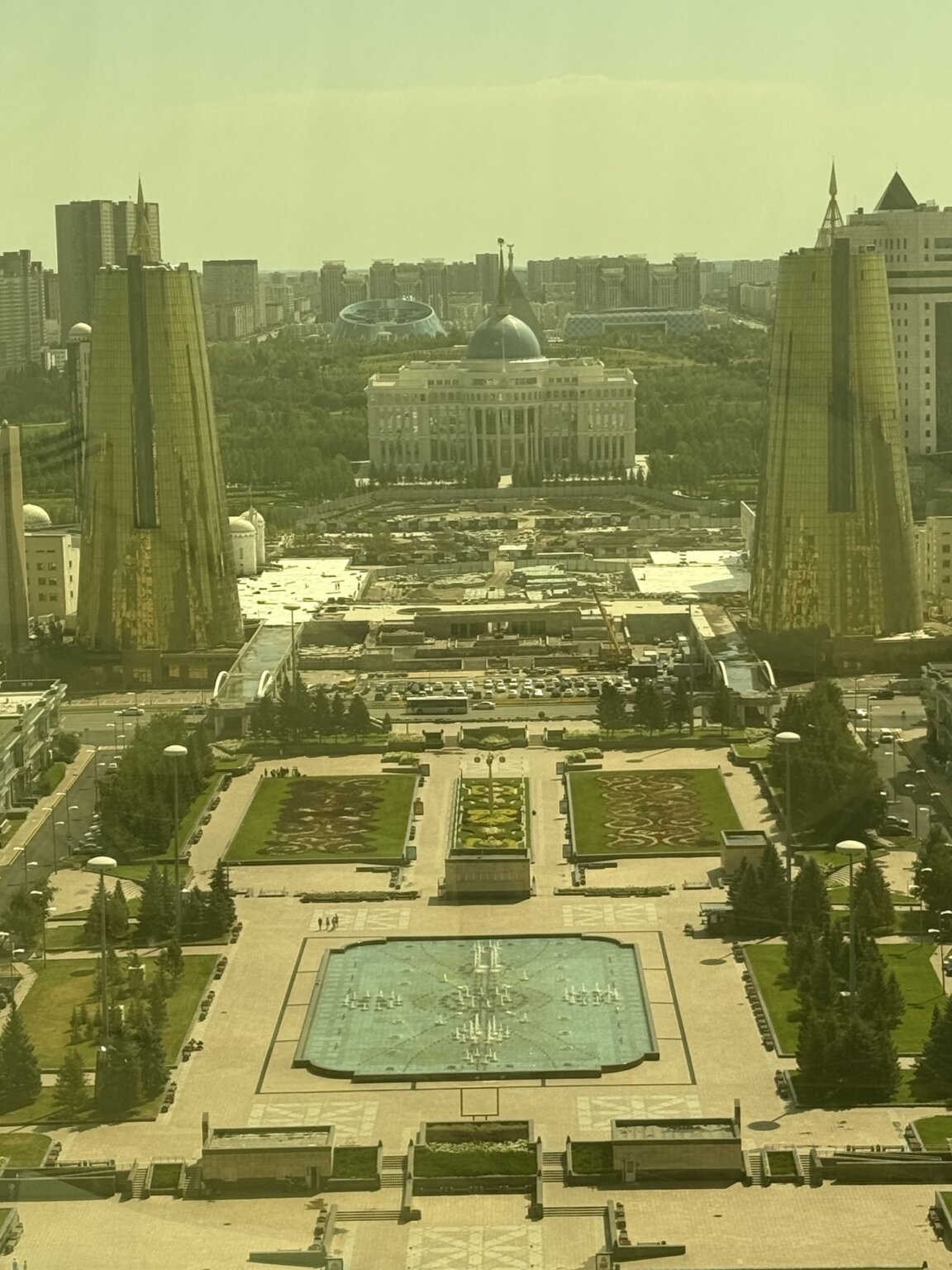 Iconic Baiterek tower / Samruks nest, Астана ⋆ The Passenger